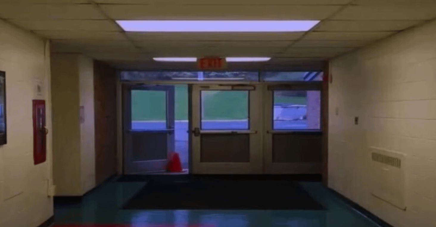 music and liminal space : r/LiminalSpace